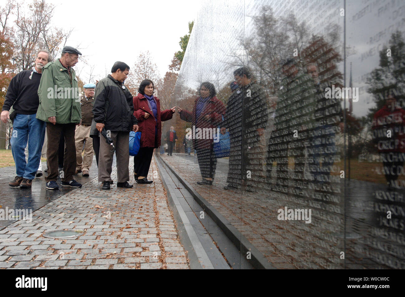 Members of Veterans For Peace and Veterans of the Vietnam War tour the ...