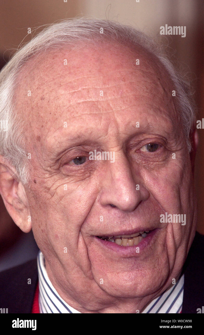 Quantum coherence hi-res stock photography and images - Alamy