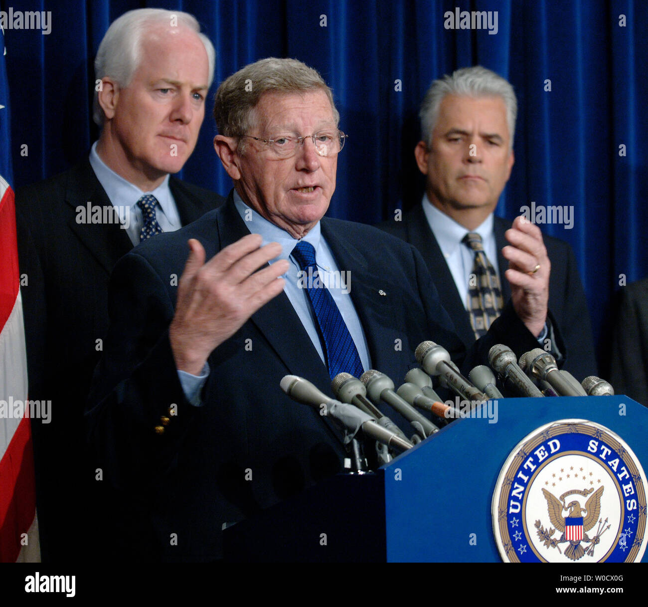 Conrad burns hi-res stock photography and images - Alamy