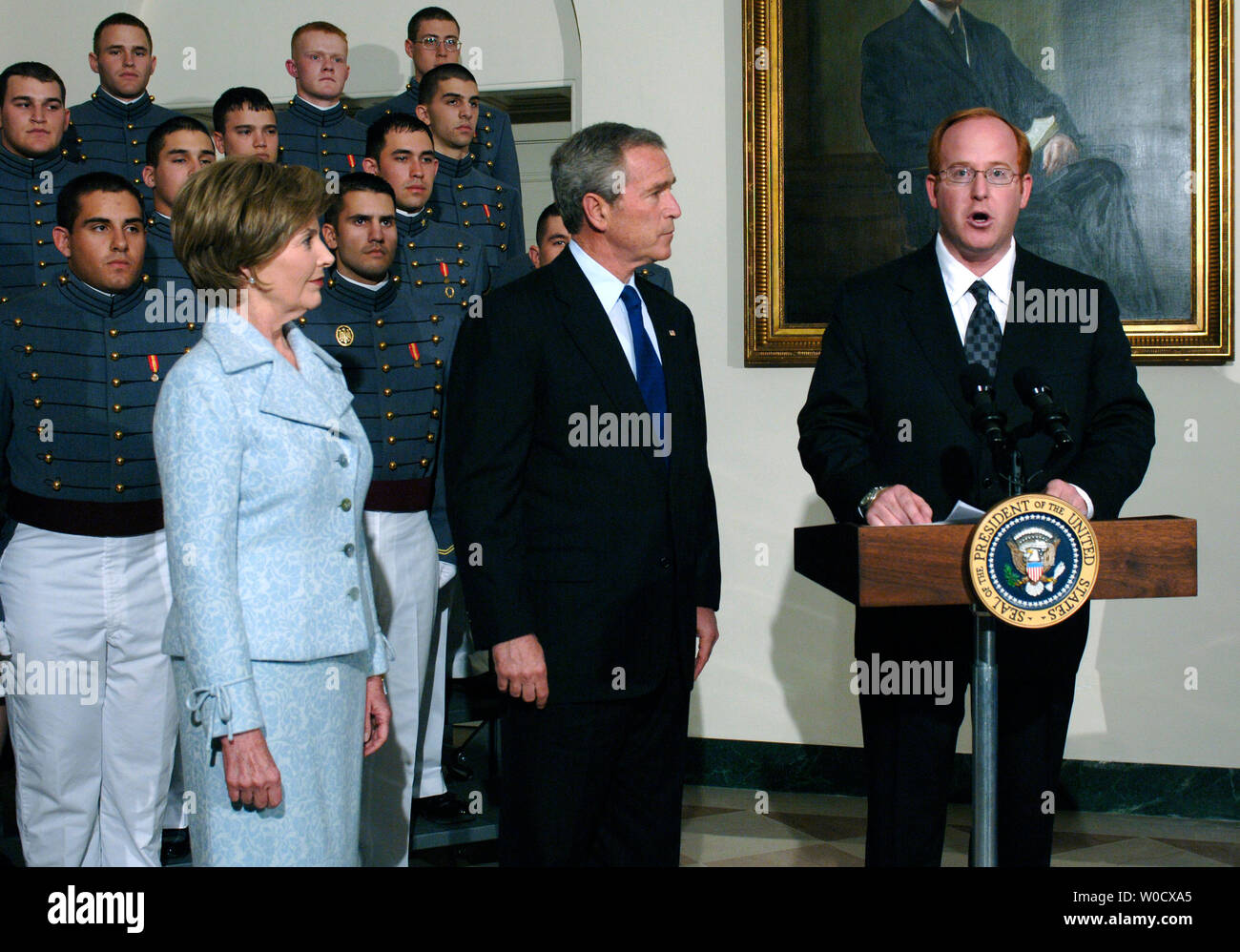 President George W. Bush and First Lady Laura Bush listen as Rabbi ...