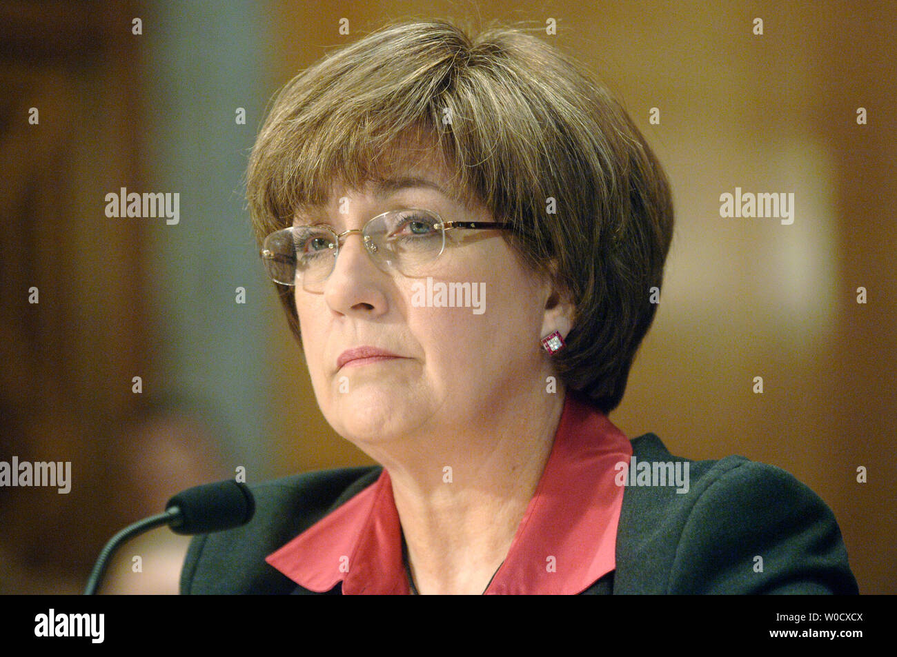 Louisiana Governor Kathleen Blanco testifies before the Senate Homeland ...