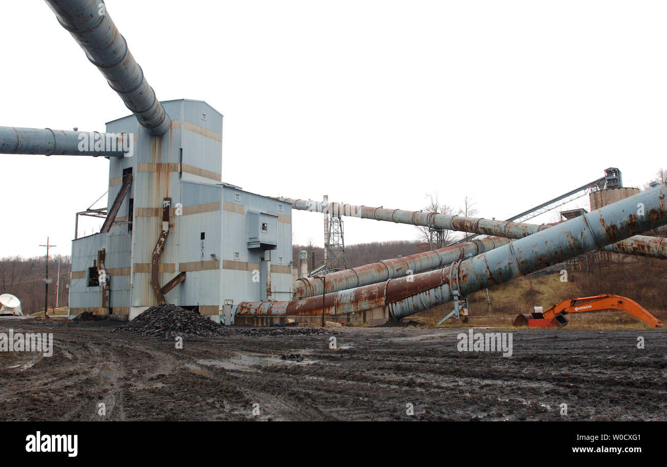 Sago processing hi-res stock photography and images - Alamy