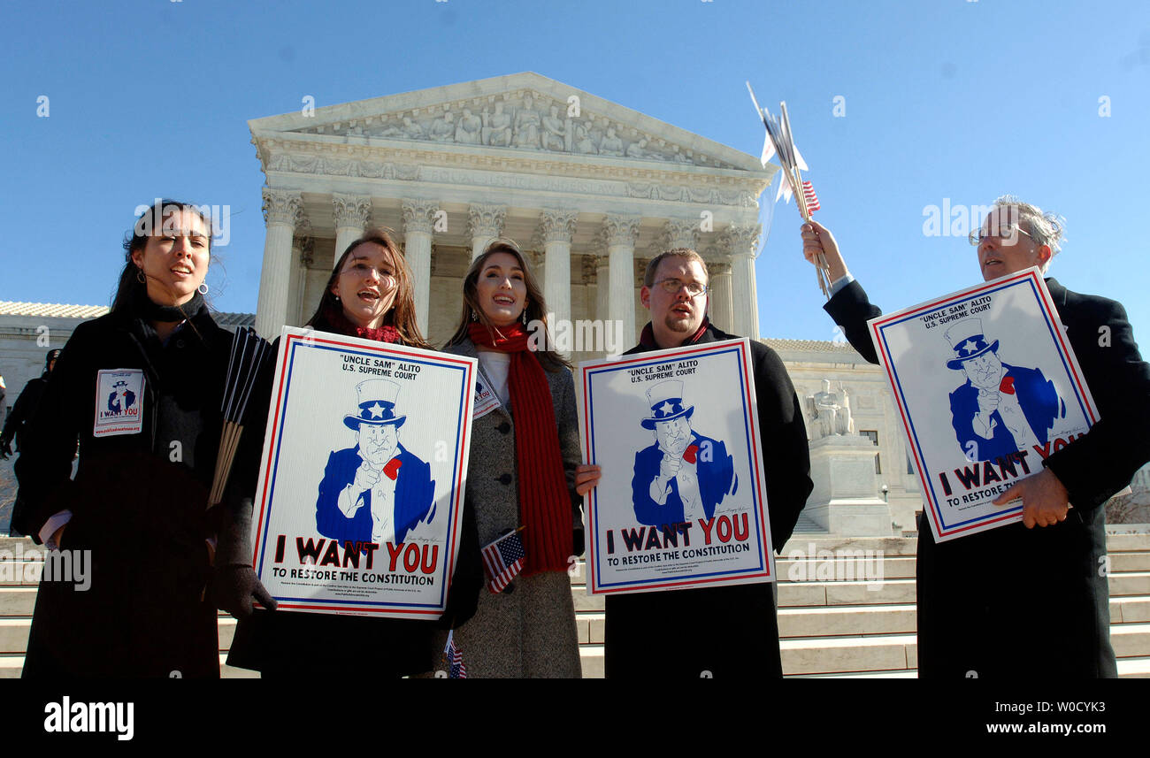 Sam alito hi-res stock photography and images - Alamy