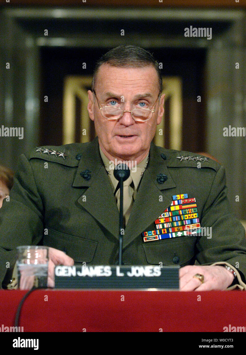 Gen james jones hi-res stock photography and images - Alamy