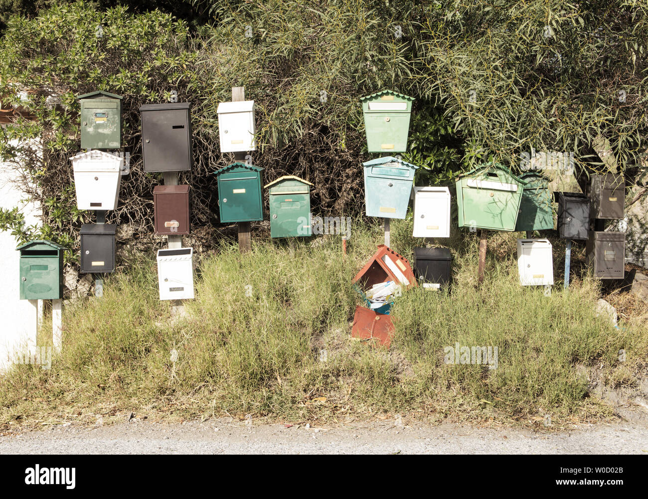 Residential letter boxes hi-res stock photography and images - Alamy