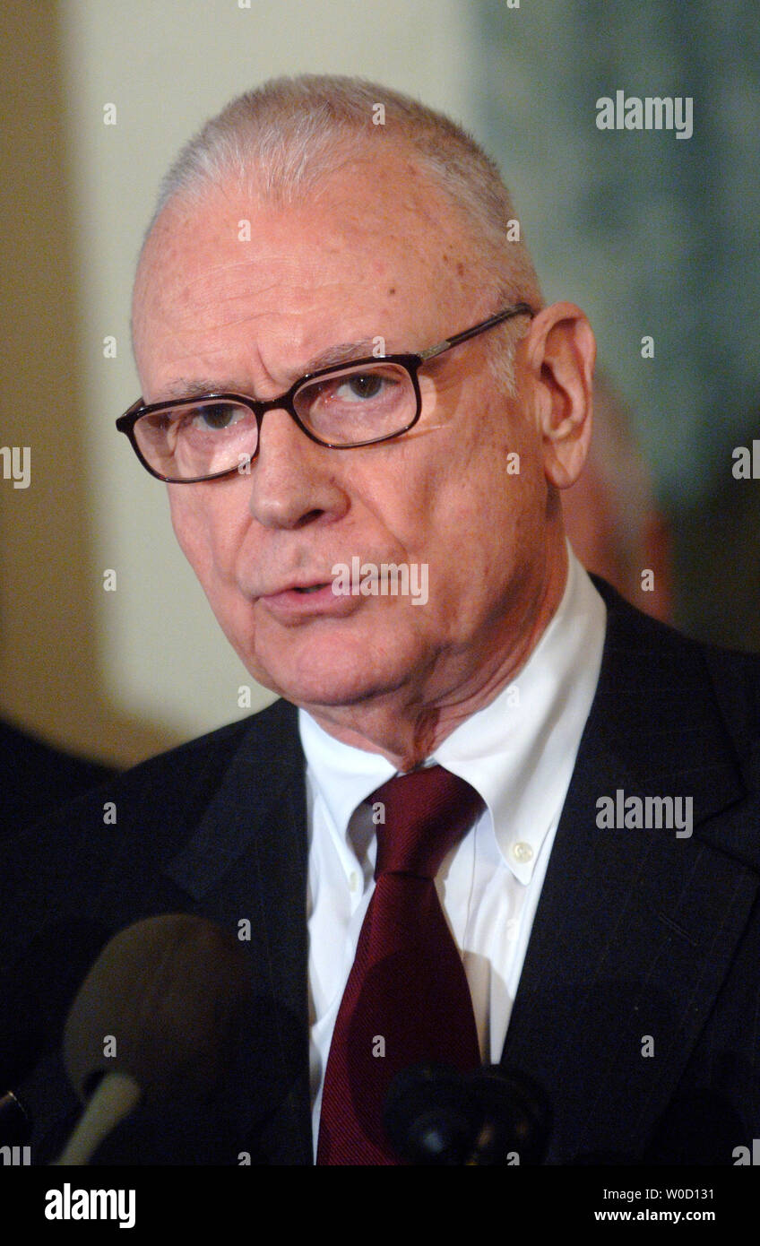 Iraq Study Group co-chair and former congressman Lee H. Hamilton speaks ...