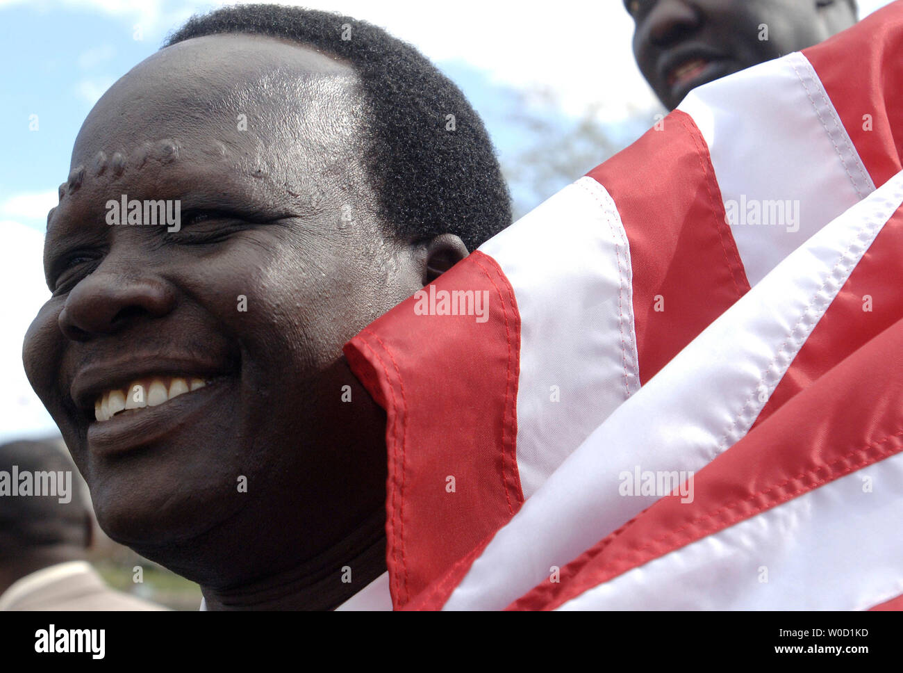 Former Sudanese slave Simon Deng arrives at the US Capitol after ...