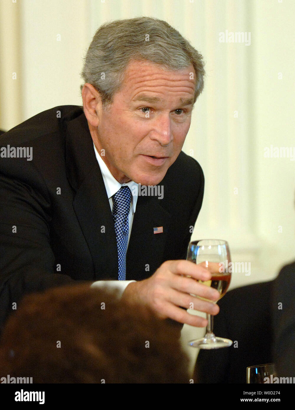 U.S. President George W. Bush and Chinese President Hu Jintao ...