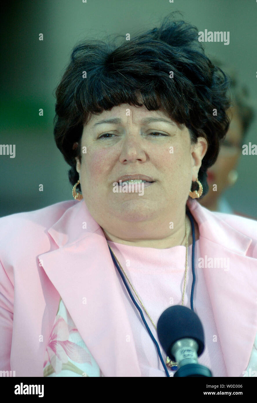 Who lost her husband hi-res stock photography and images - Alamy
