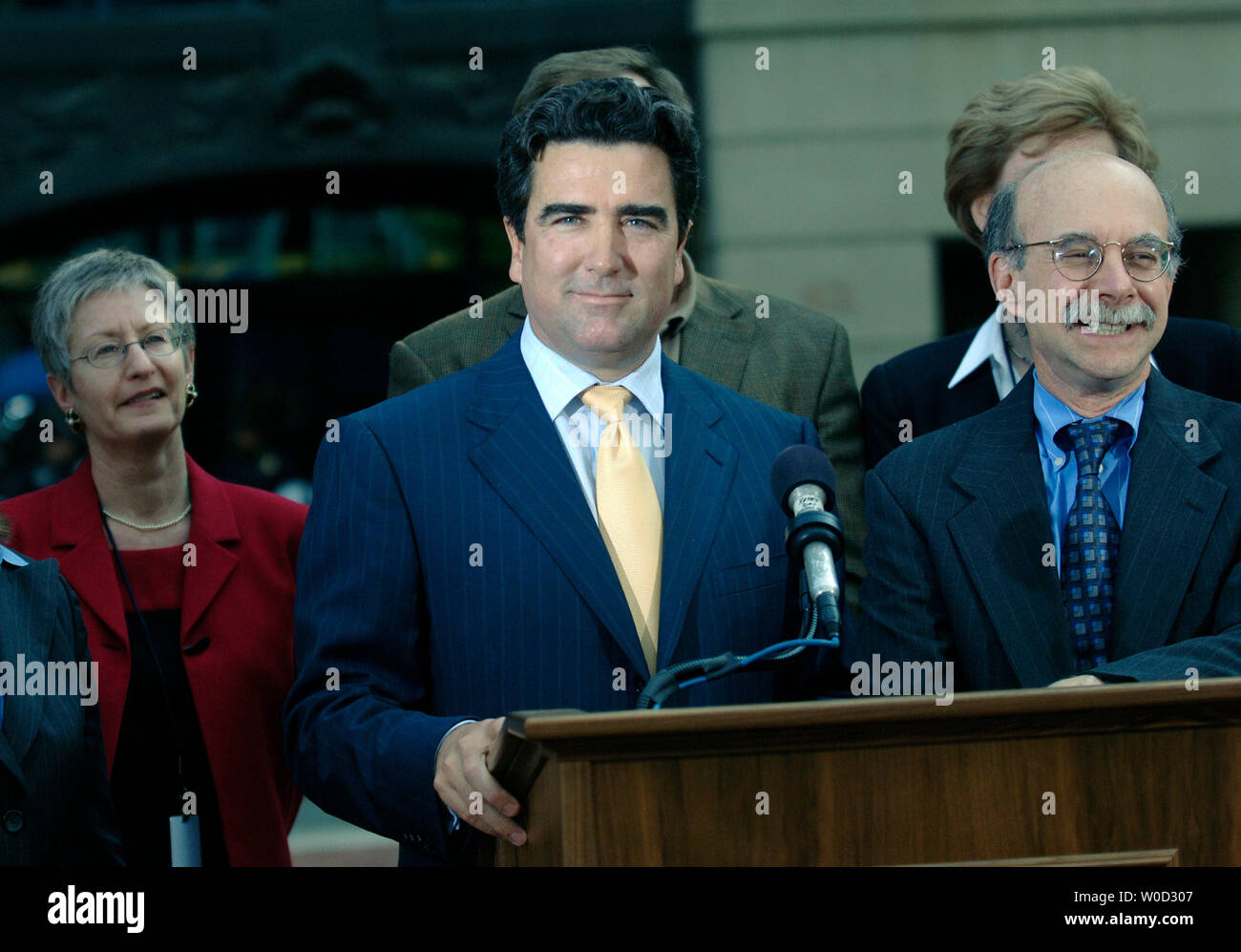 Edward MacMahon, Zacarias Moussaoui's defense attorneys, speaks to the ...