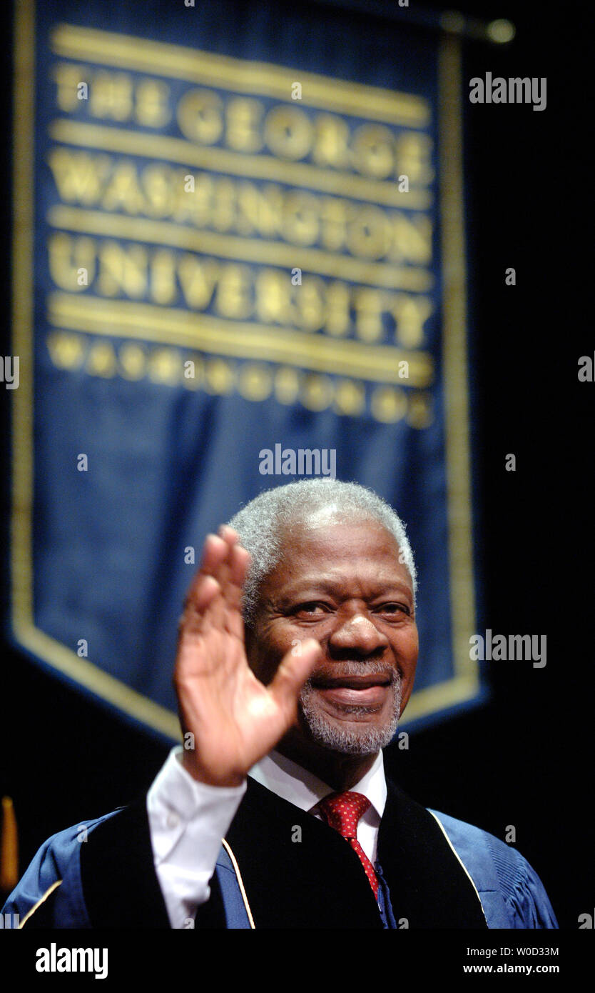 U.N. Secretary General Kofi Annan waves to the crowd at his convocation ...