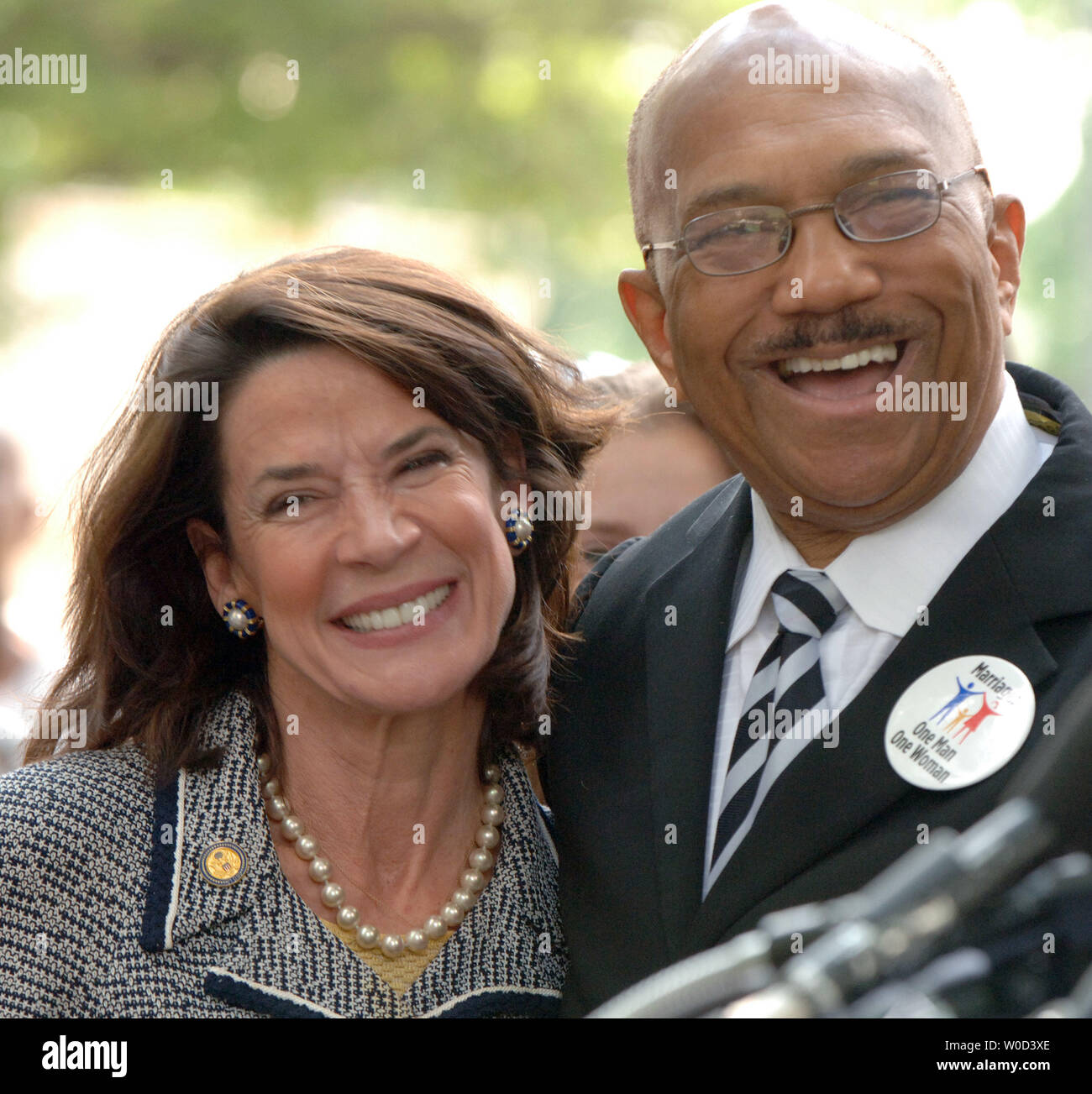 Rev william owens hi-res stock photography and images - Alamy