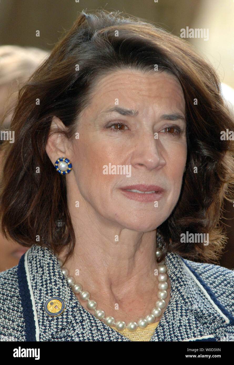 Katherine harris hi-res stock photography and images - Alamy
