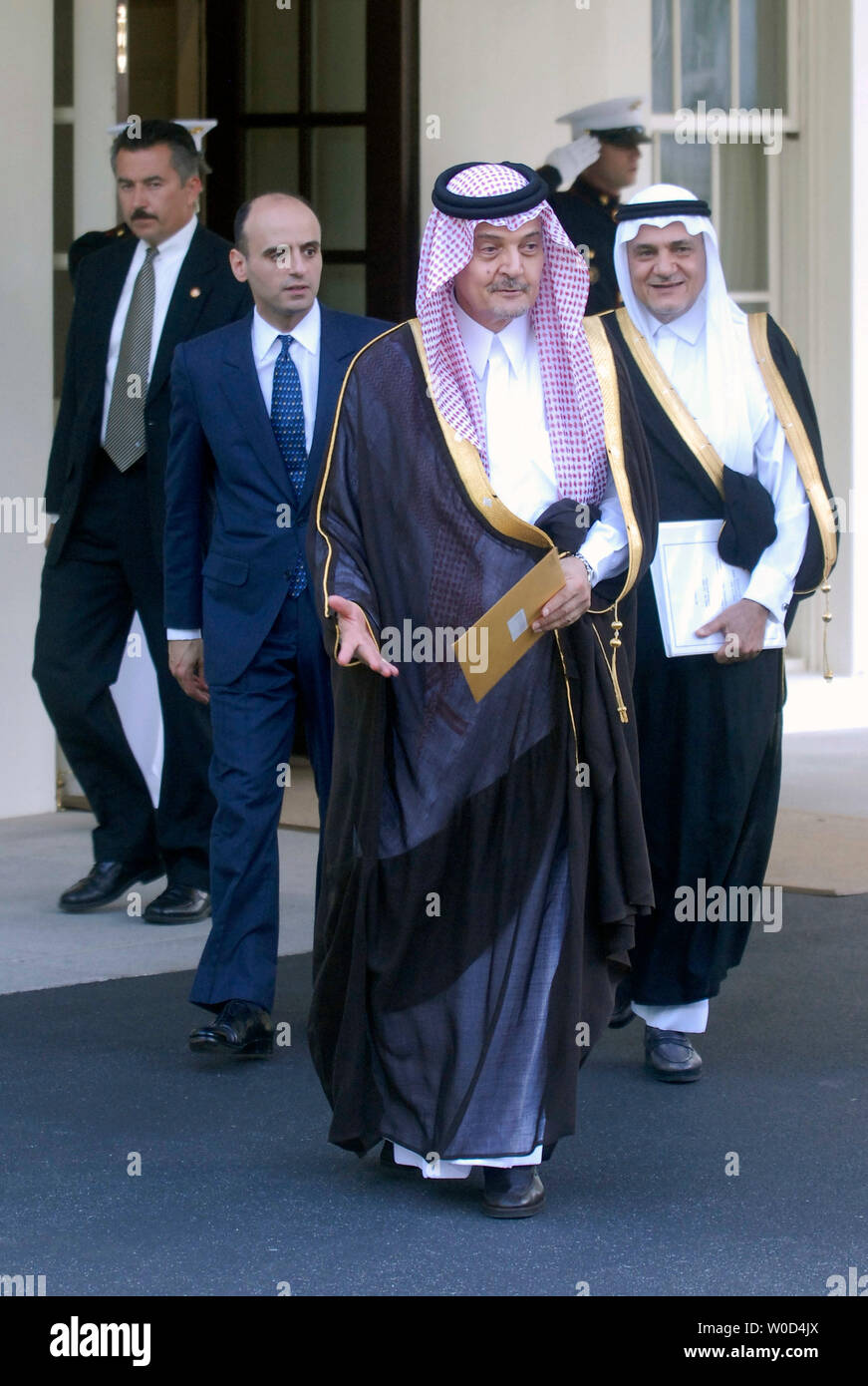 Senior Foreign Minister Prince Saud al-Faisal (C), Saudi Ambassador to the U.S. Prince Turki al ...