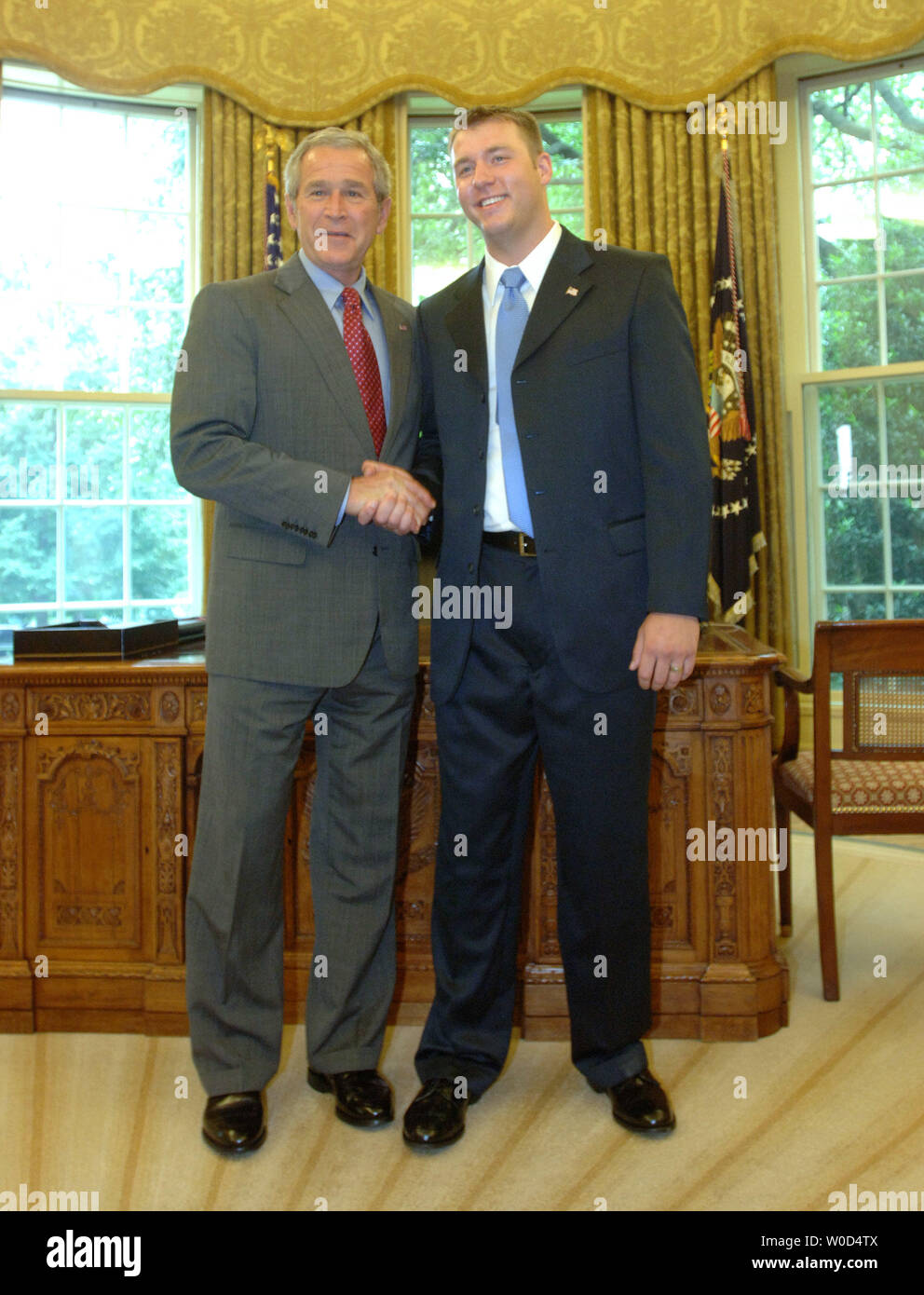 Ssgt white hi-res stock photography and images - Alamy