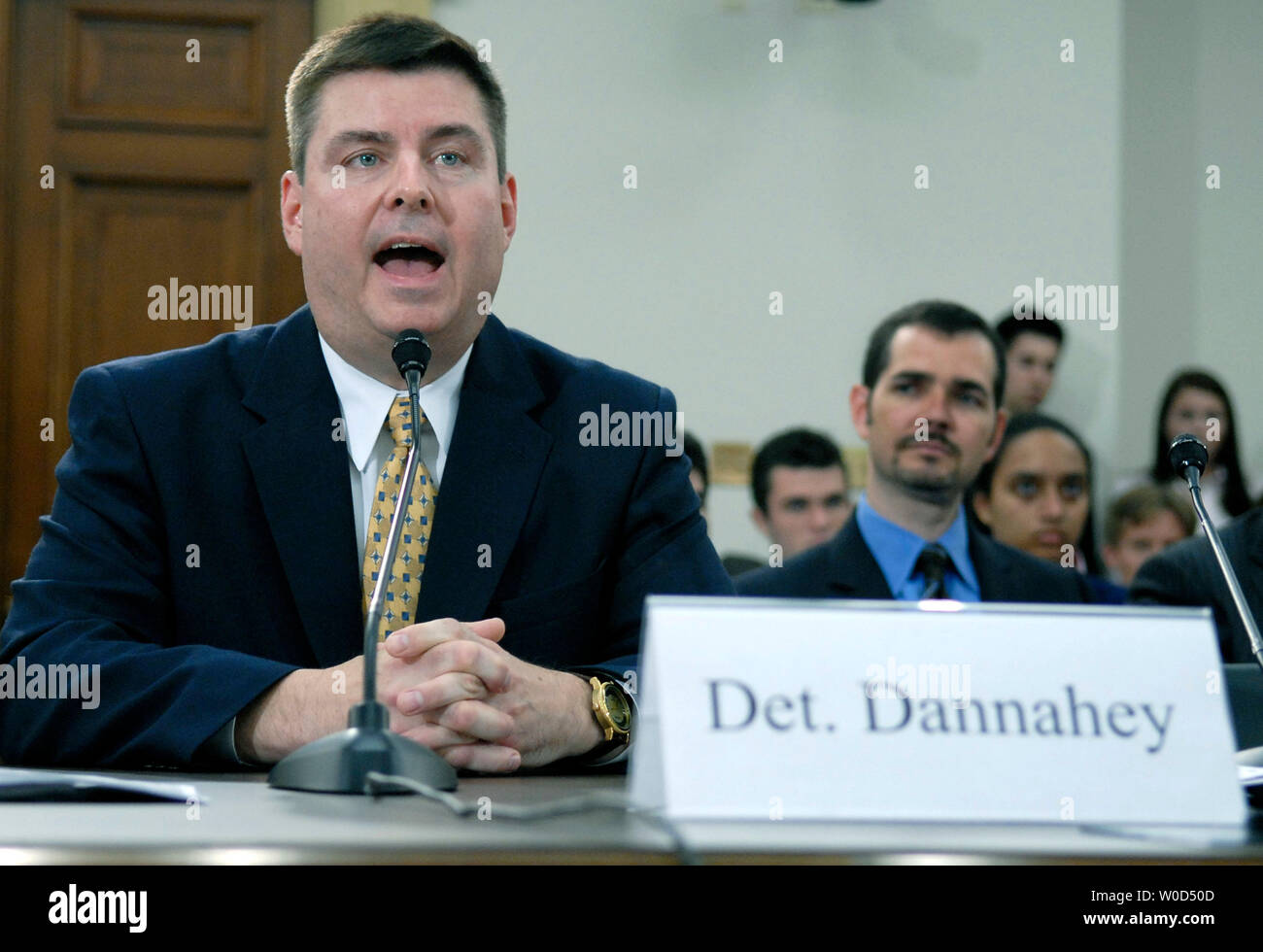 Internet safety for kids hi-res stock photography and images - Alamy