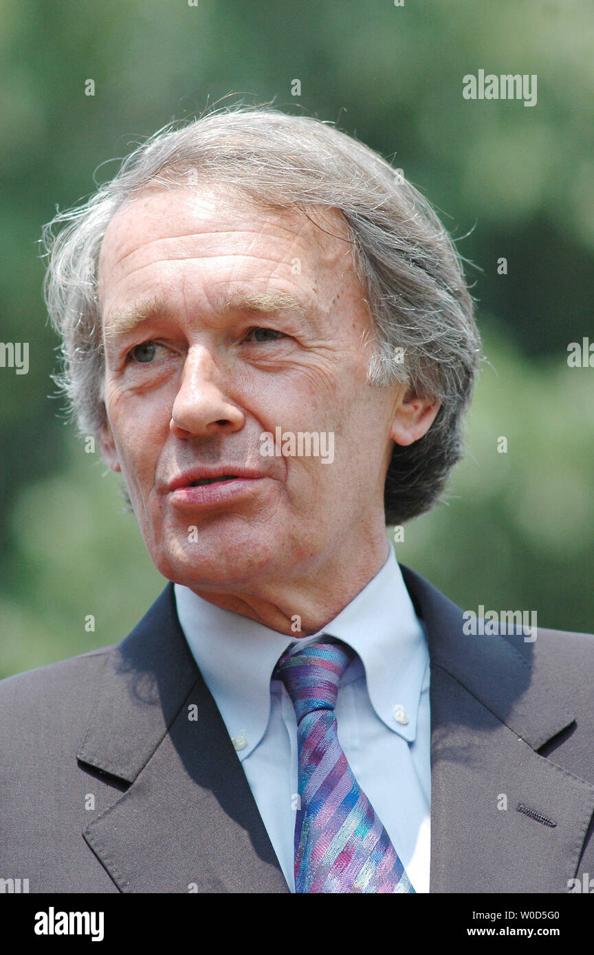 Congressman ed markey hi-res stock photography and images - Alamy