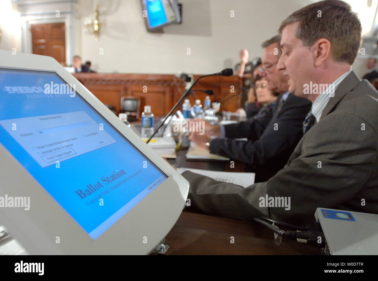 Committee machine hi-res stock photography and images - Alamy