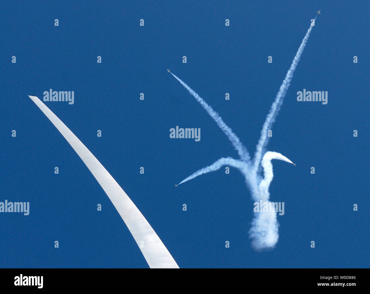 Bomb Burst Maneuver High Resolution Stock Photography and Images - Alamy