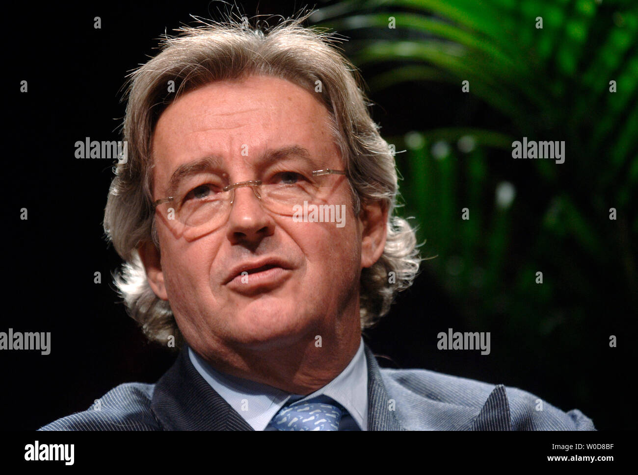 Civil torture hi-res stock photography and images - Alamy