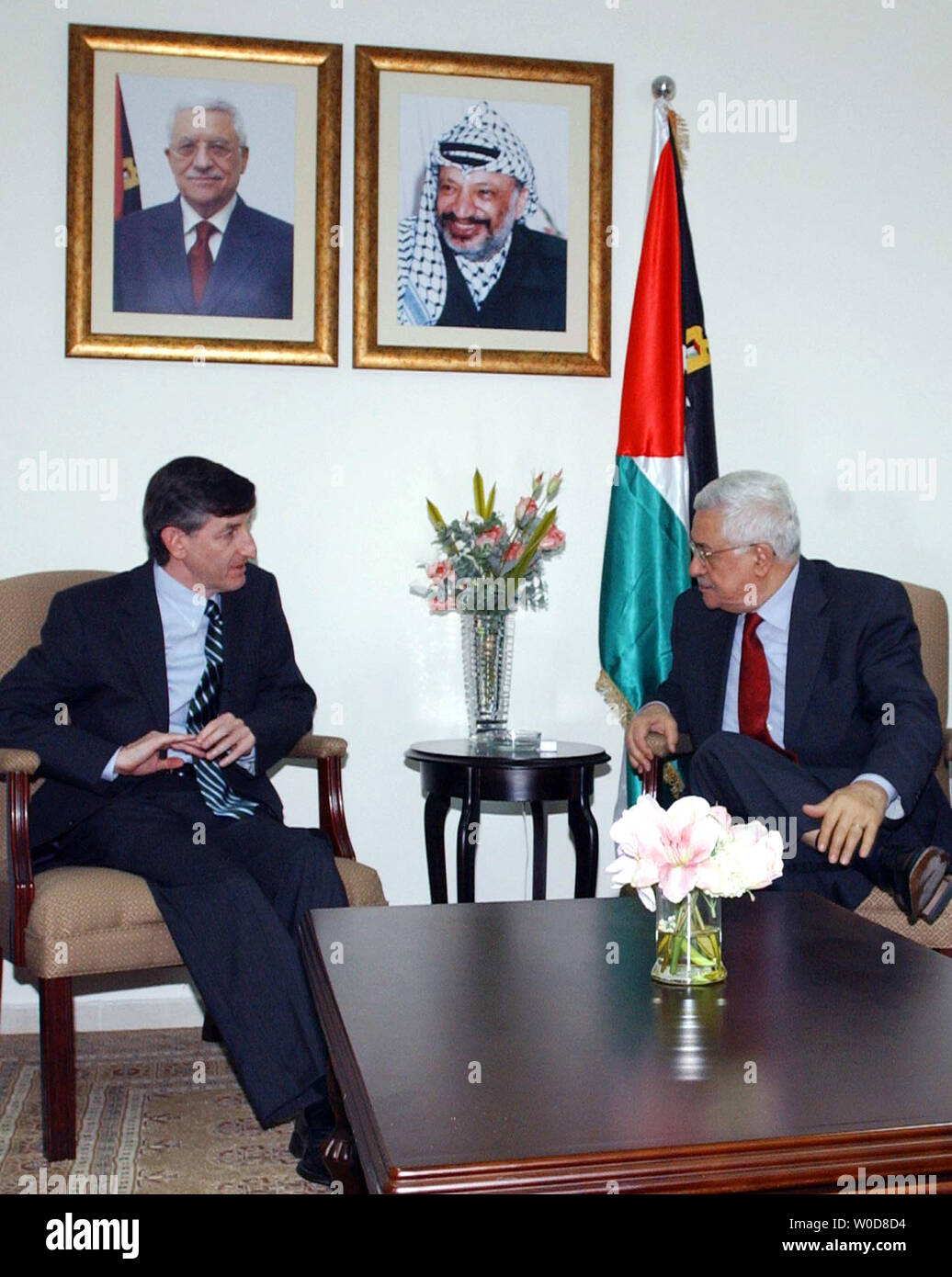 The offices of mahmoud abbas hi-res stock photography and images - Alamy