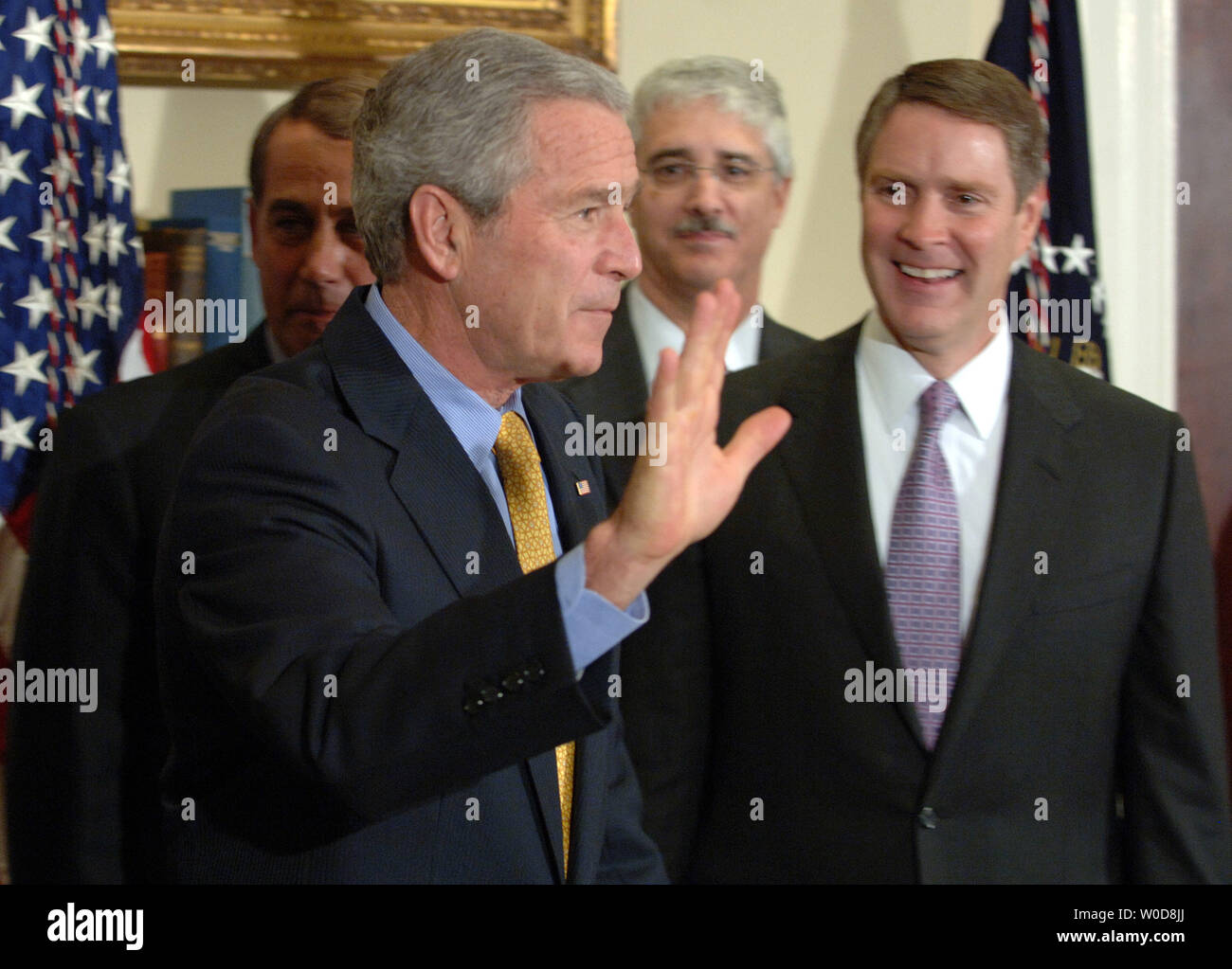 Michael jordan george bush hi-res stock photography and images - Alamy