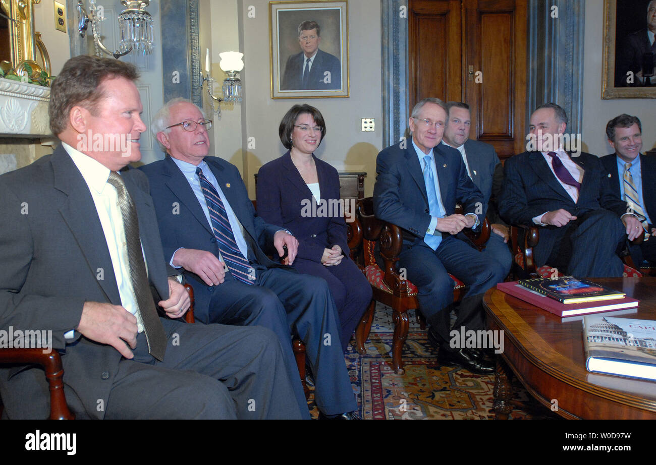 Bernie sanders 2006 hi-res stock photography and images - Alamy