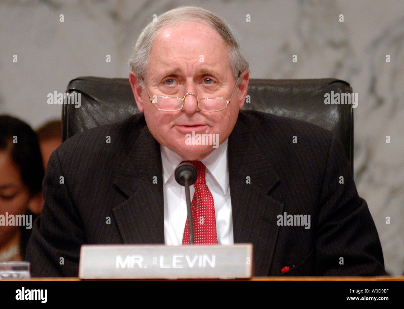 Carl levin hi-res stock photography and images - Alamy
