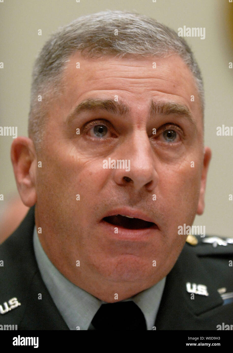 U s army general john abizaid hi-res stock photography and images - Alamy