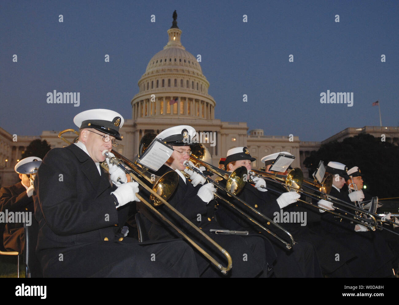 United states navy band hi-res stock photography and images - Alamy