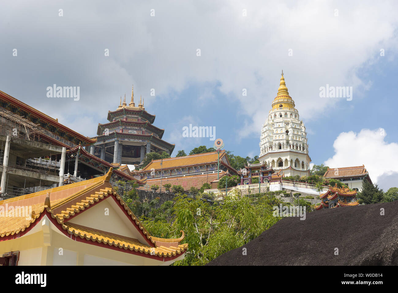 The seven tiered Pagoda of 1000 Buddhas at Kek Lok Si Temple. Penang ...