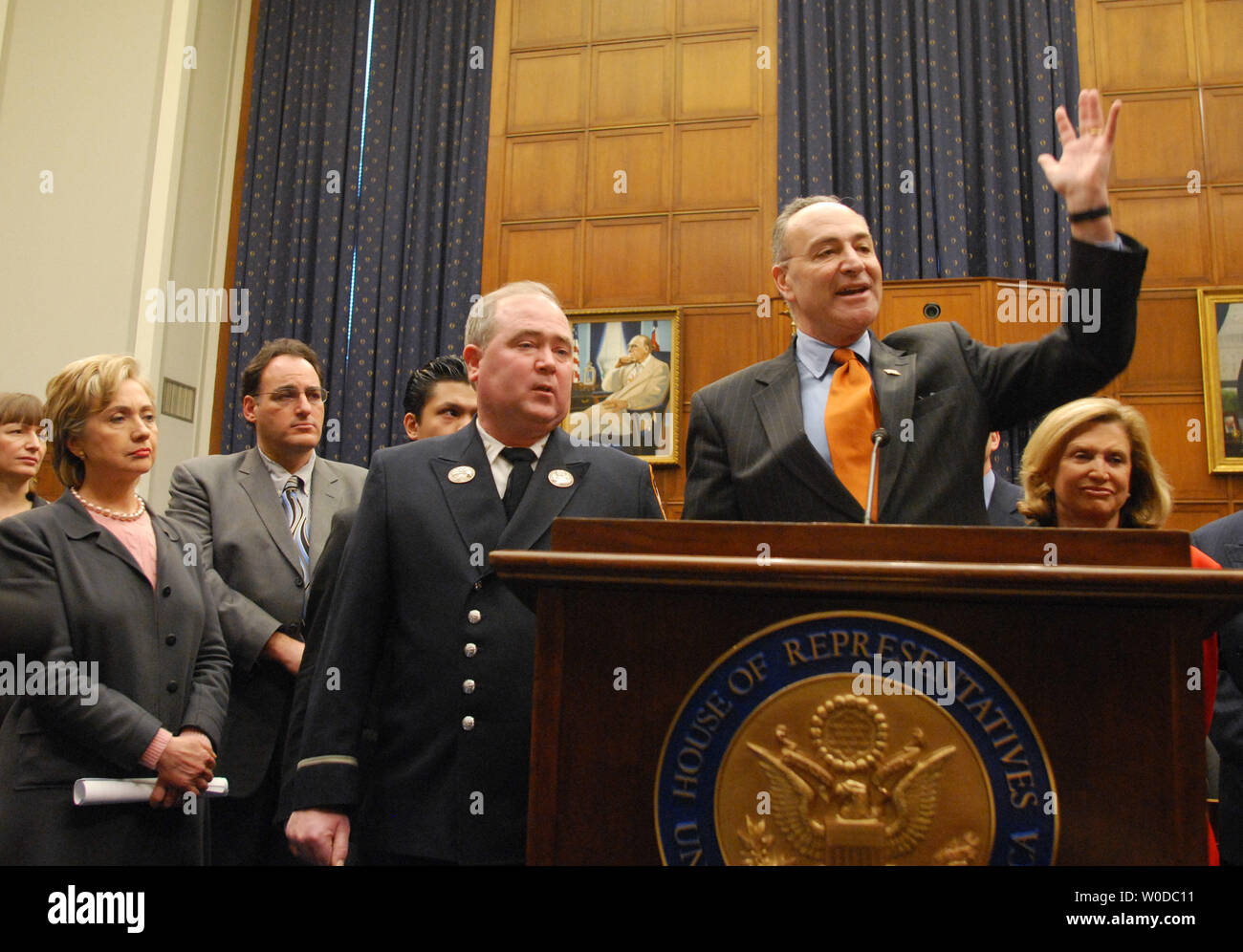 Sen. Charles Schmer (D-NY) (R), speaks at a press conference about ...