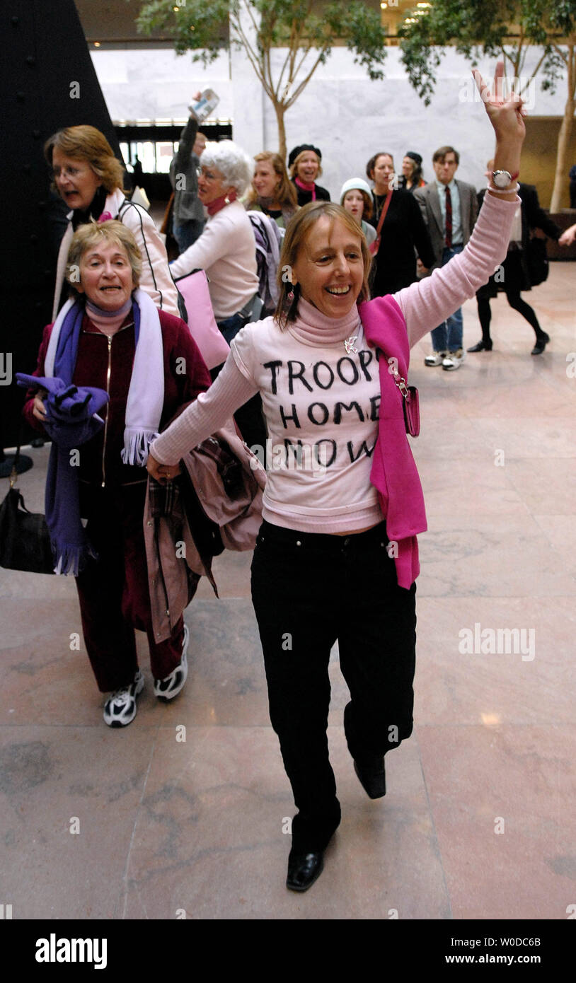 Civilian casualty hi-res stock photography and images - Alamy