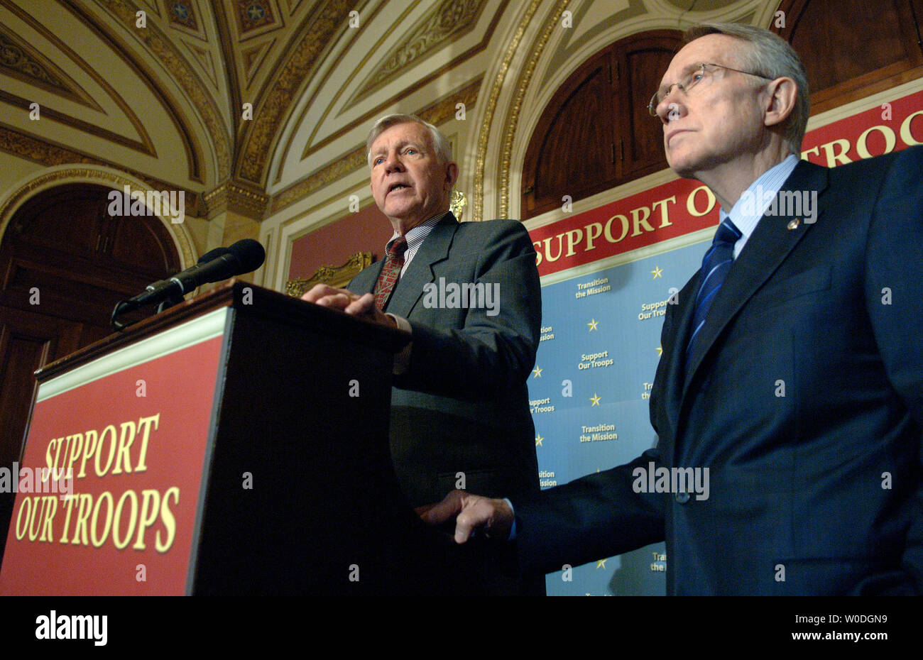 Harry reid army hi-res stock photography and images - Alamy