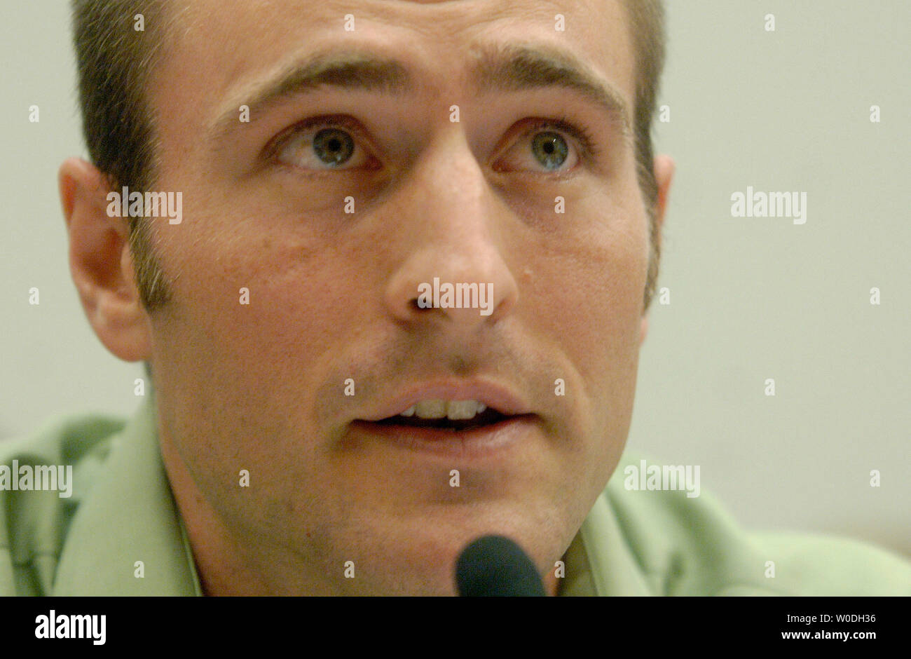 Brother of pat tillman hi-res stock photography and images - Alamy