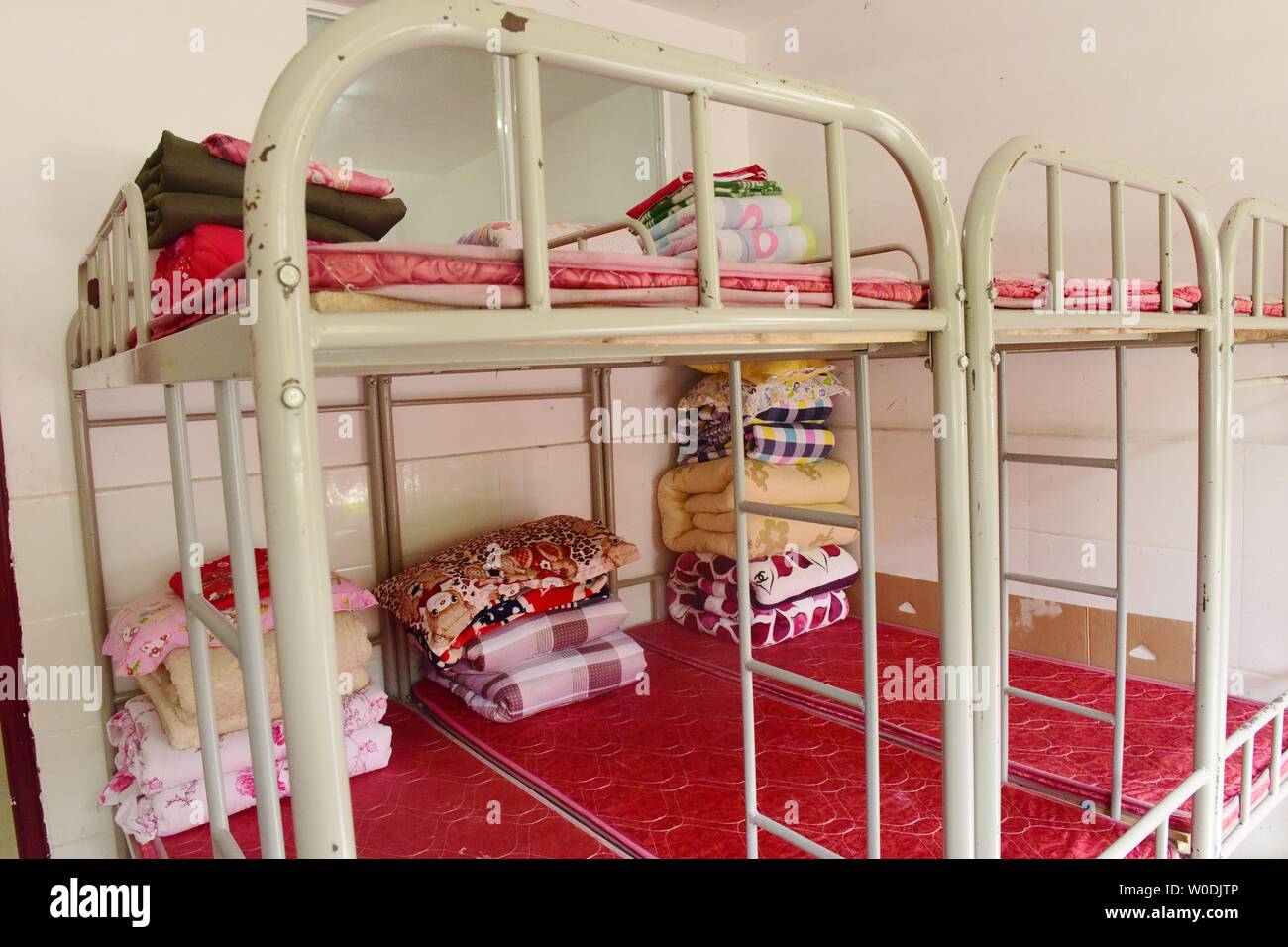 Collective dormitory hi-res stock photography and images - Alamy