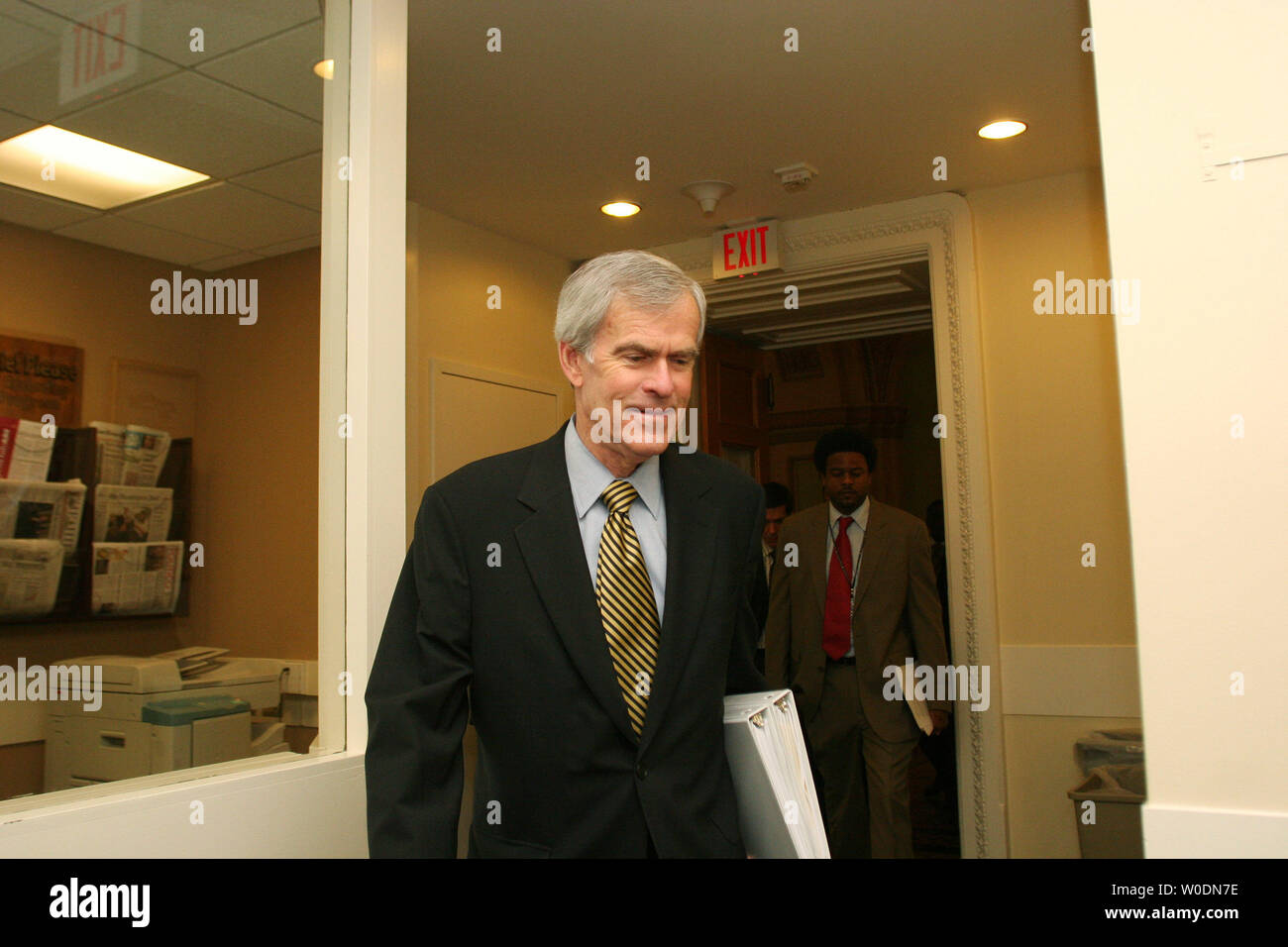 Renewable portfolio standard rps hi-res stock photography and images ...