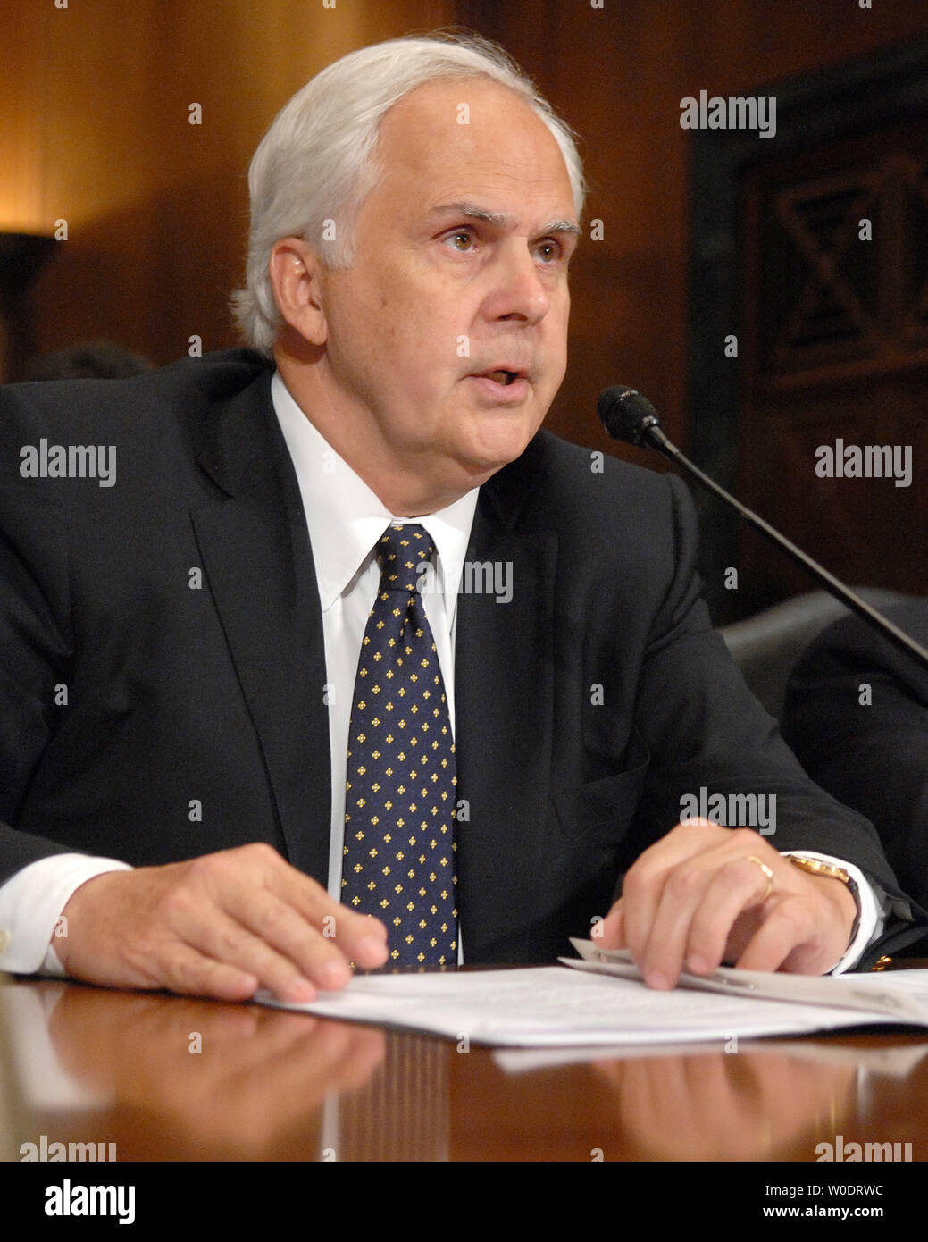 Fred smith hi-res stock photography and images - Alamy