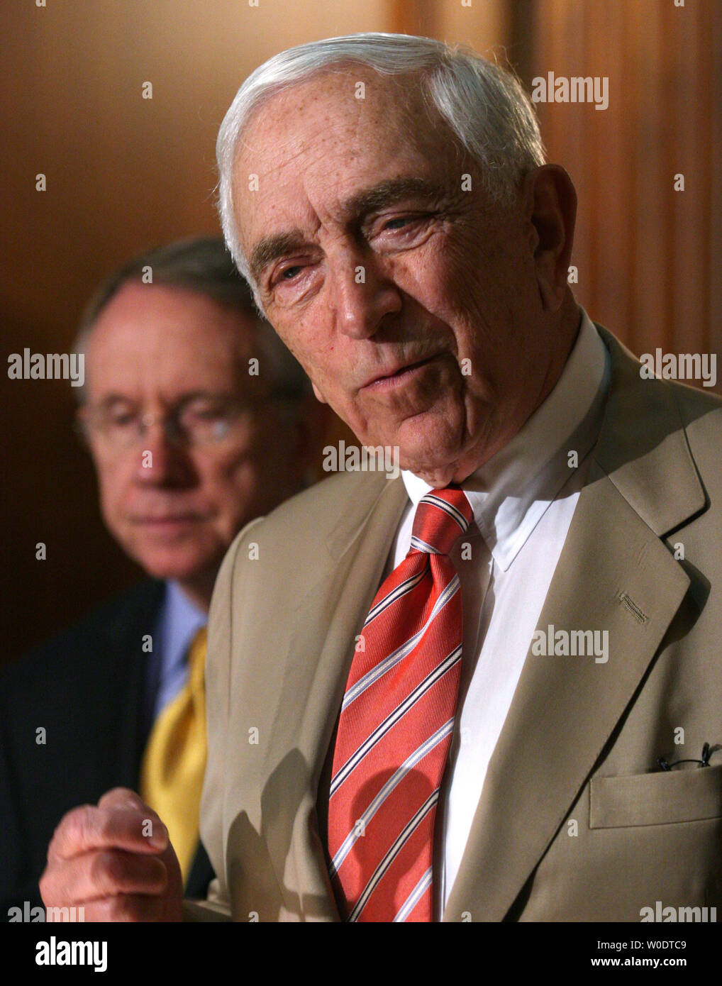 Senate Majority Leader Harry Reid (D-NV) (L) and Sen. Frank Lautenberg ...