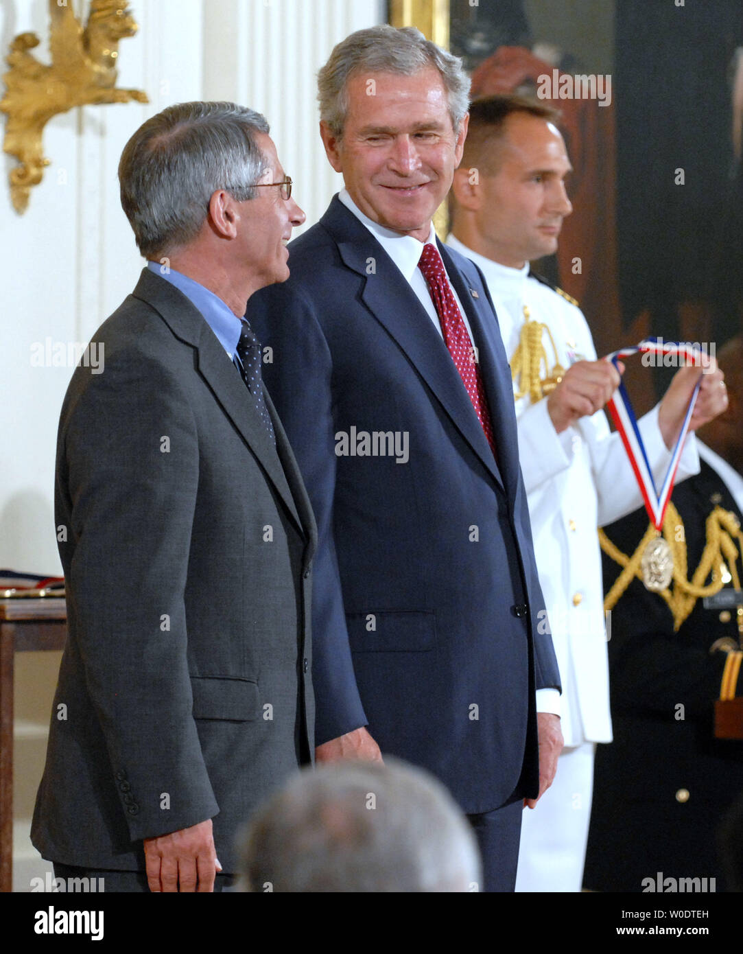 U.S. President George W. Bush prepares to present National Institute of ...