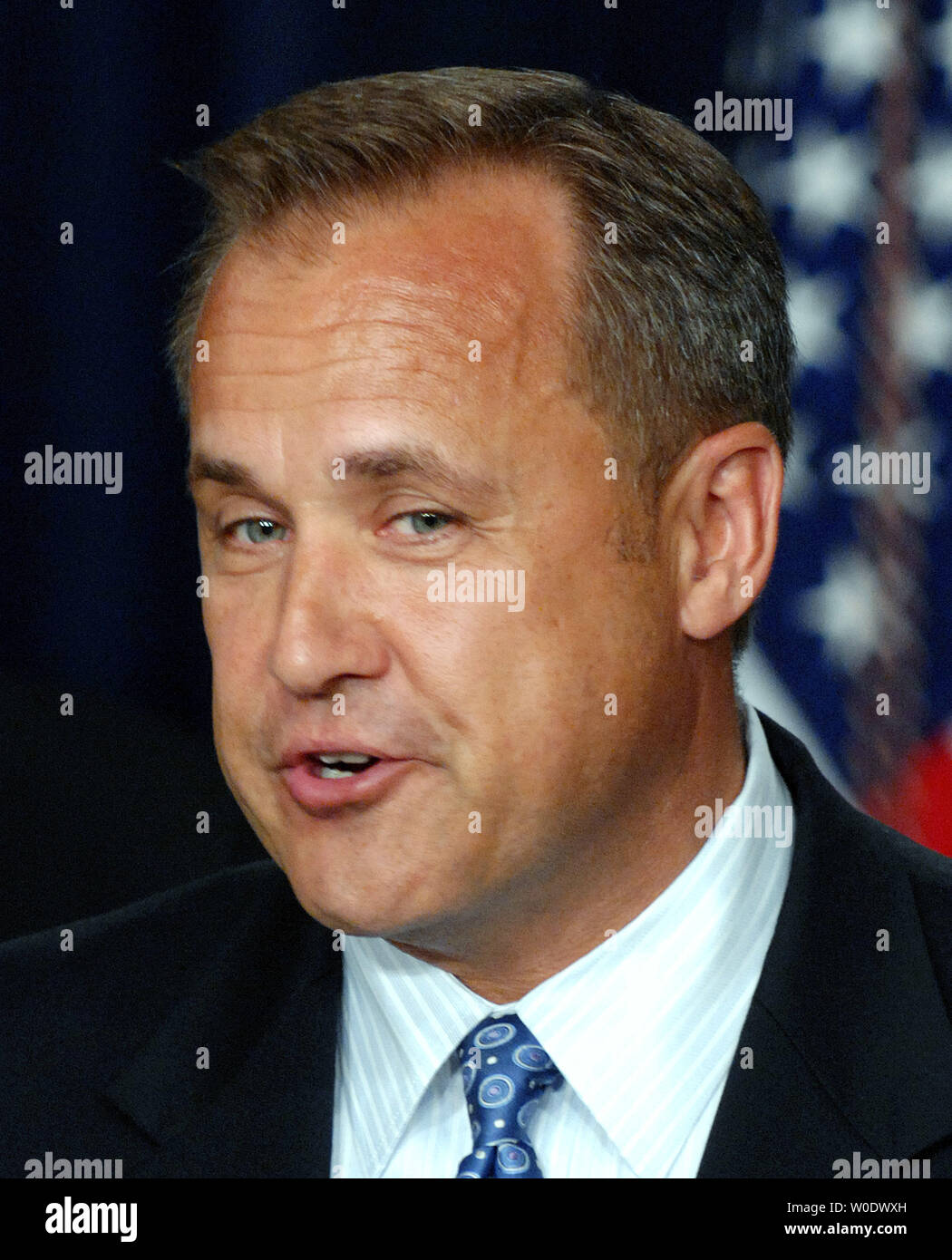 Jim Nussle speaks after he was sworn into office during a Ceremonial ...