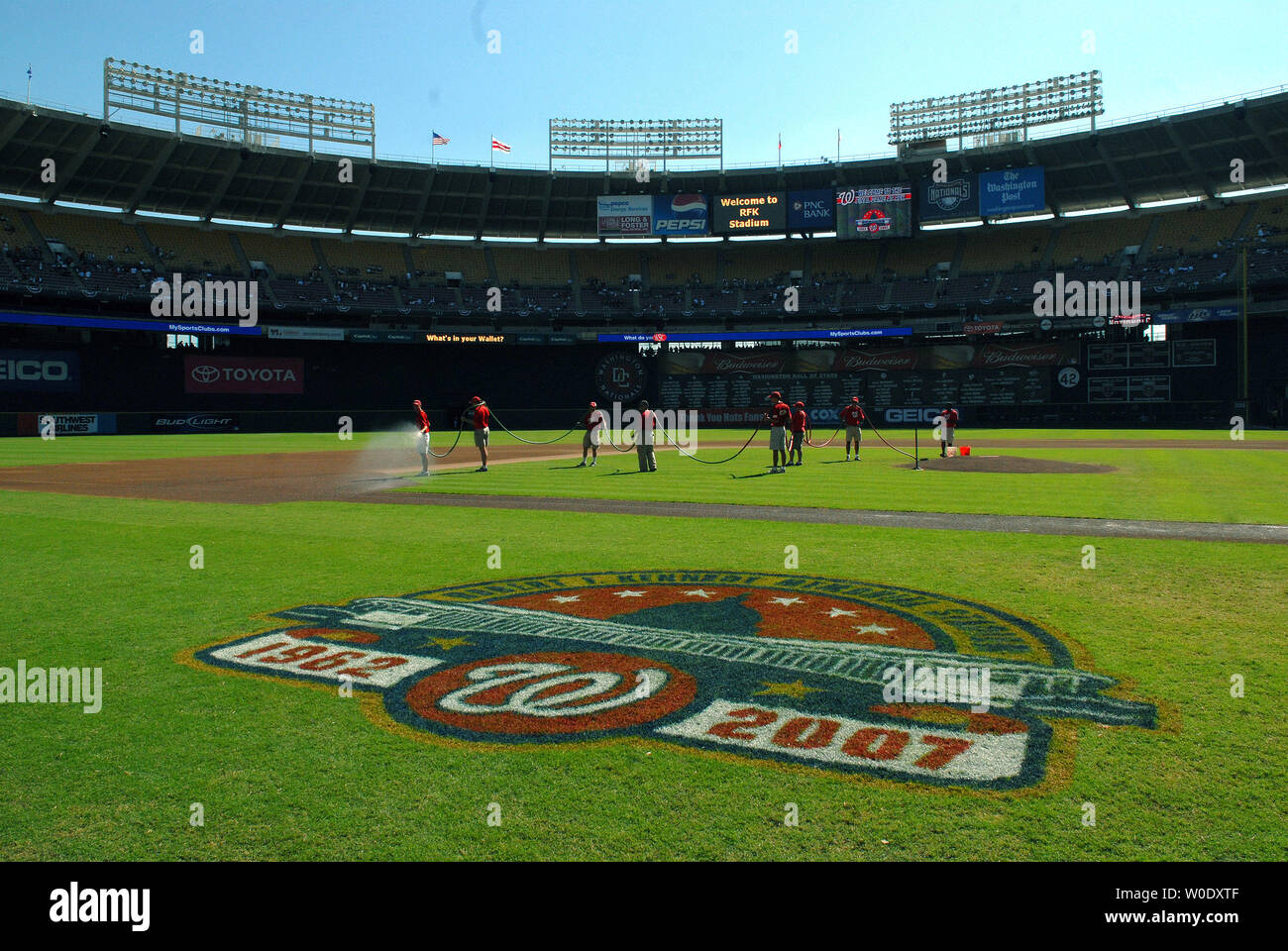 Robert f kennedy stadium hi-res stock photography and images - Alamy