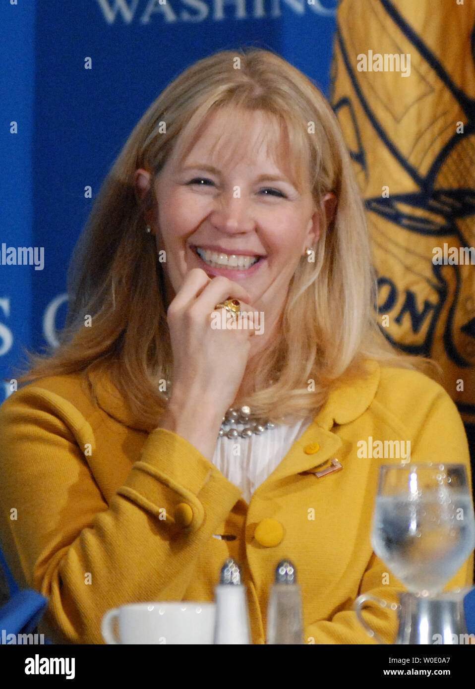 Elizabeth lynne cheney hi-res stock photography and images - Alamy