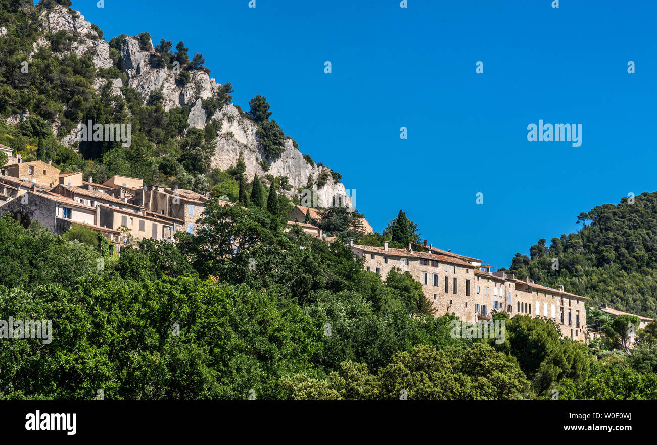 France, Vaucluse, perched village of Seguret (Plus Beau Village de ...