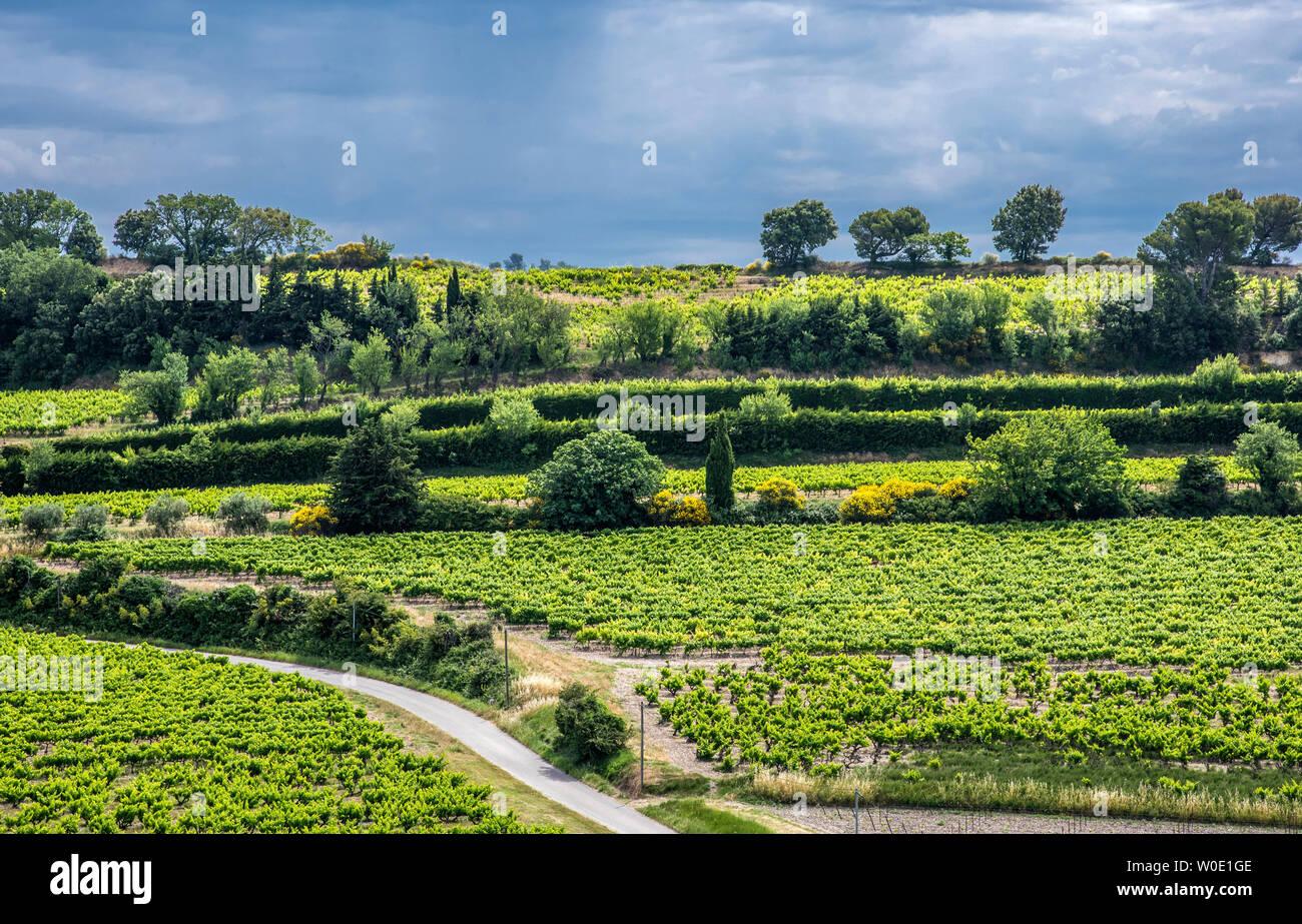 Visan village hi-res stock photography and images - Alamy