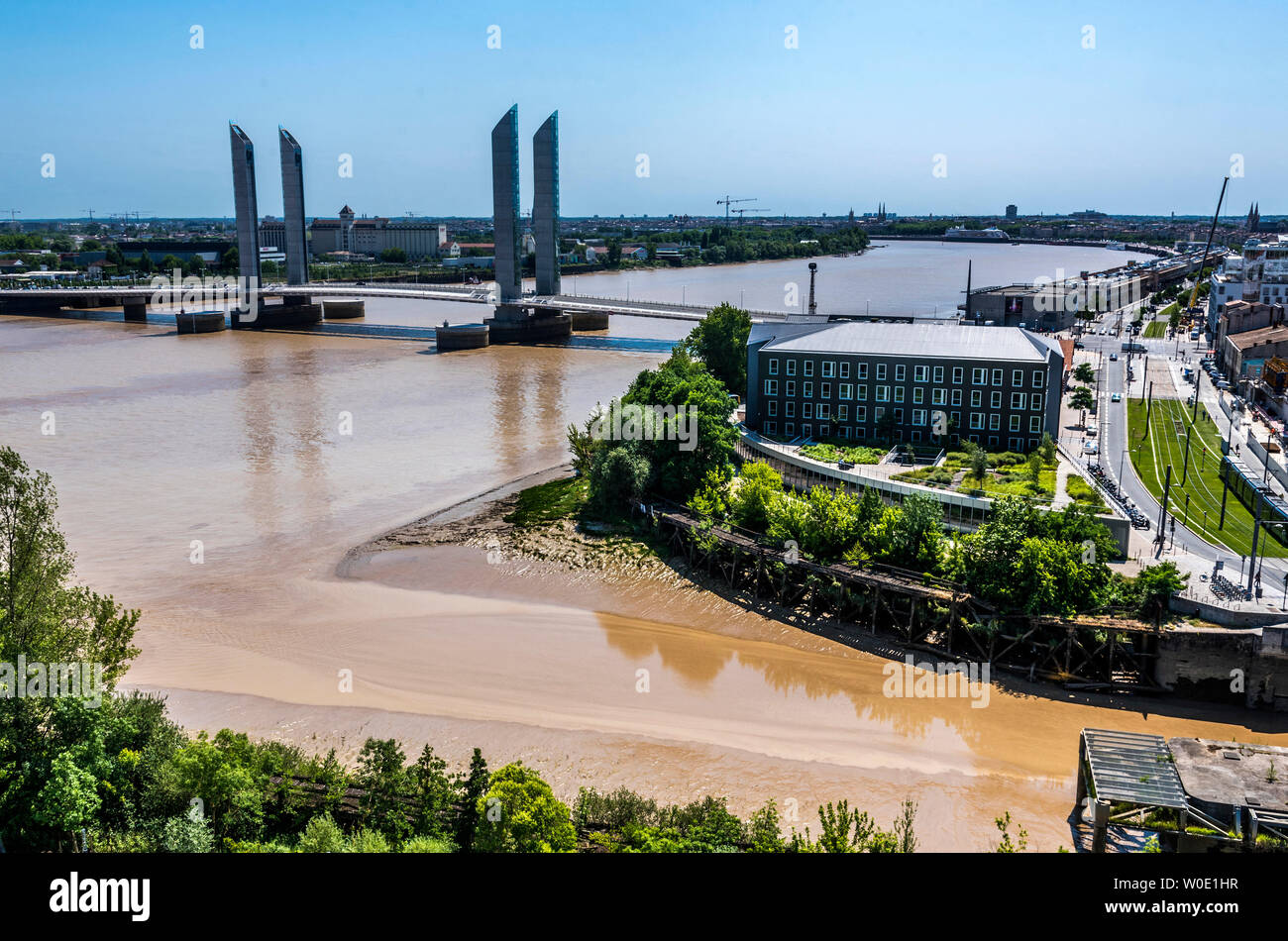 Charles lavigne hi-res stock photography and images - Alamy