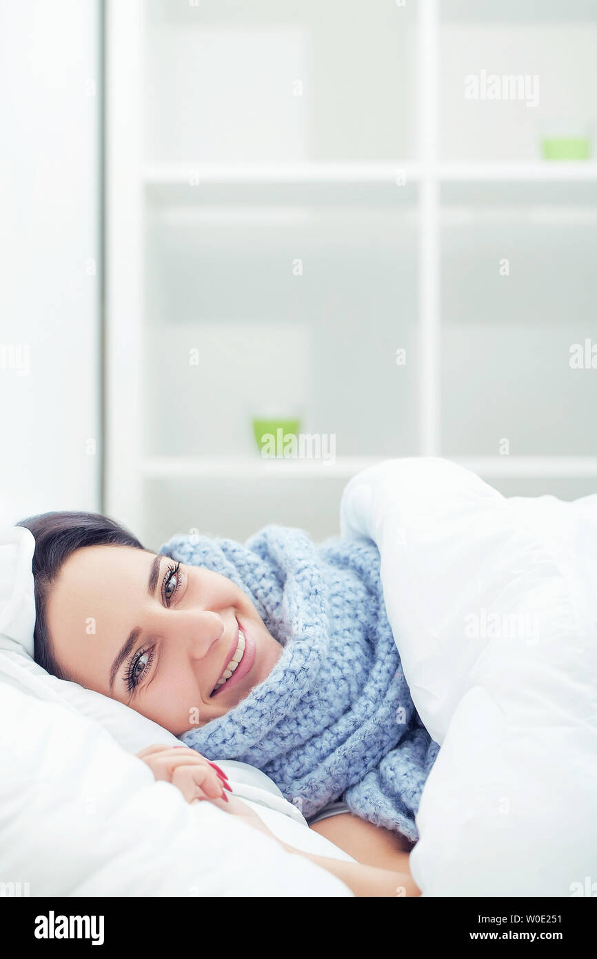 Beautiful woman lying and sleep on the snowy bed Stock Photo - Alamy