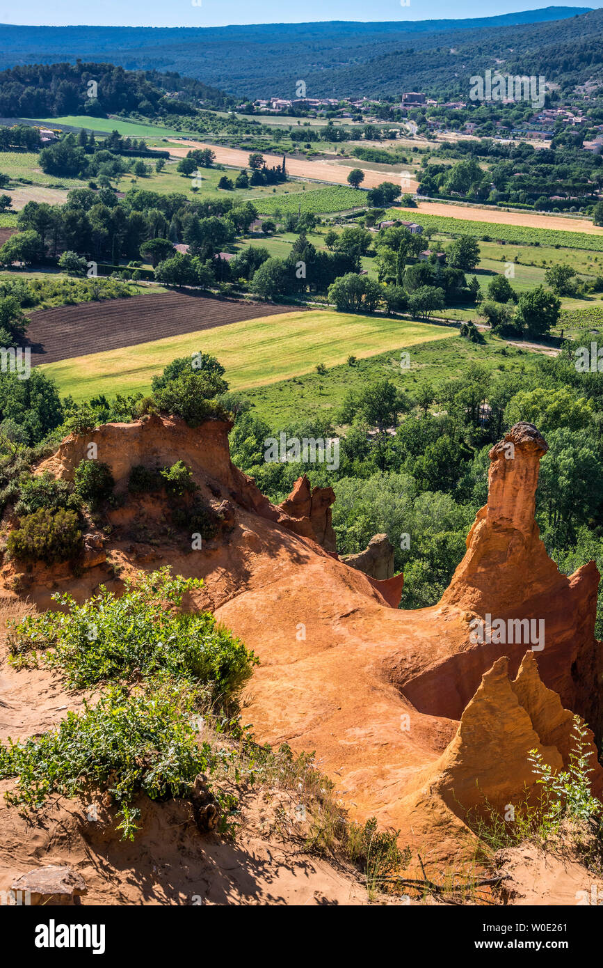 France, Vaucluse, Rustrel, Provencal Colorado landscape, Provence-Alpes ...