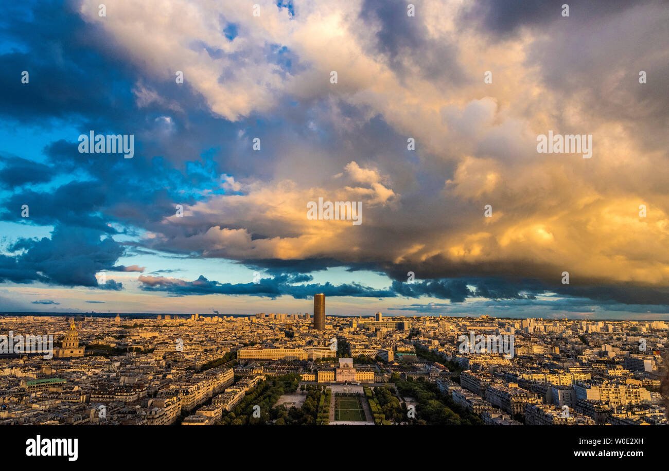 Tour de france aerial hi-res stock photography and images - Alamy