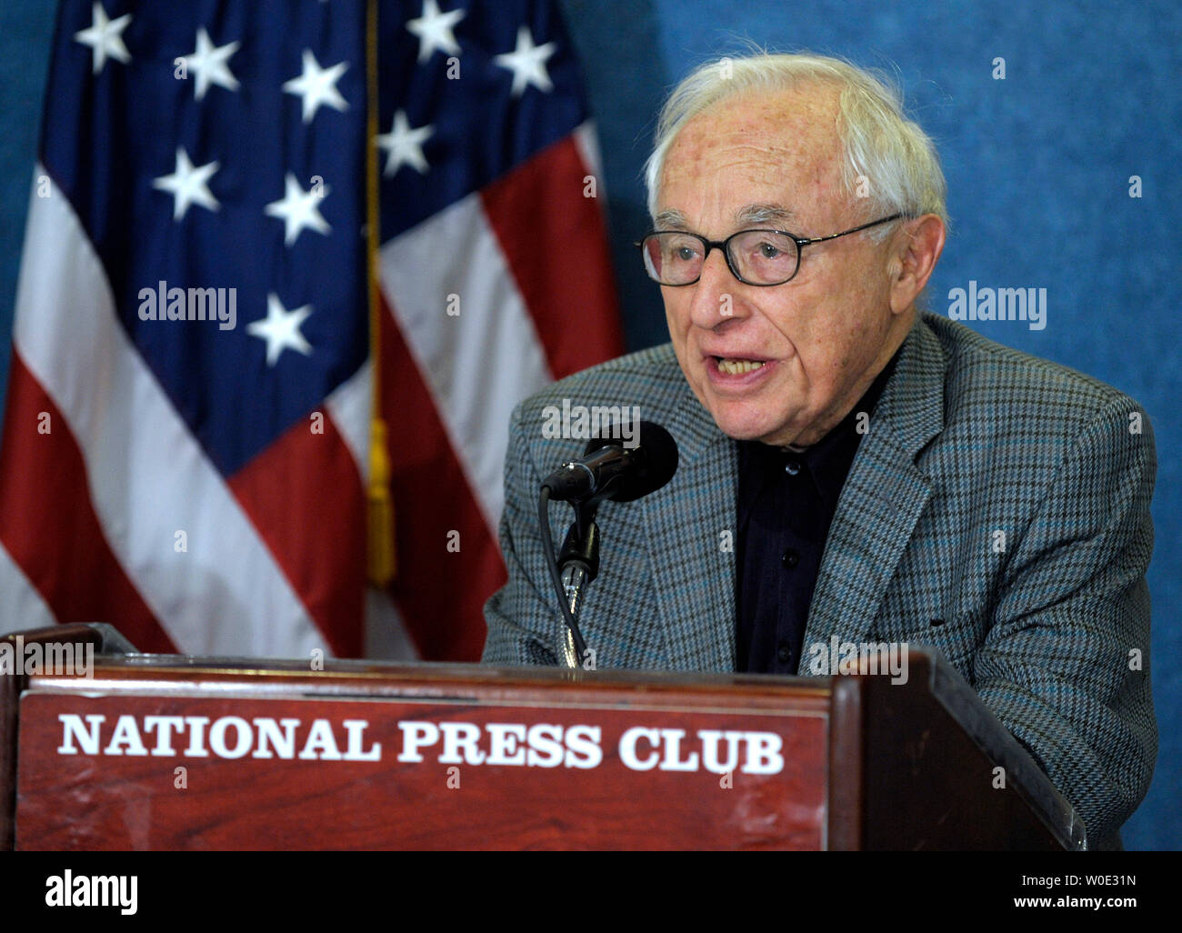 Walter Bernstein High Resolution Stock Photography and Images - Alamy